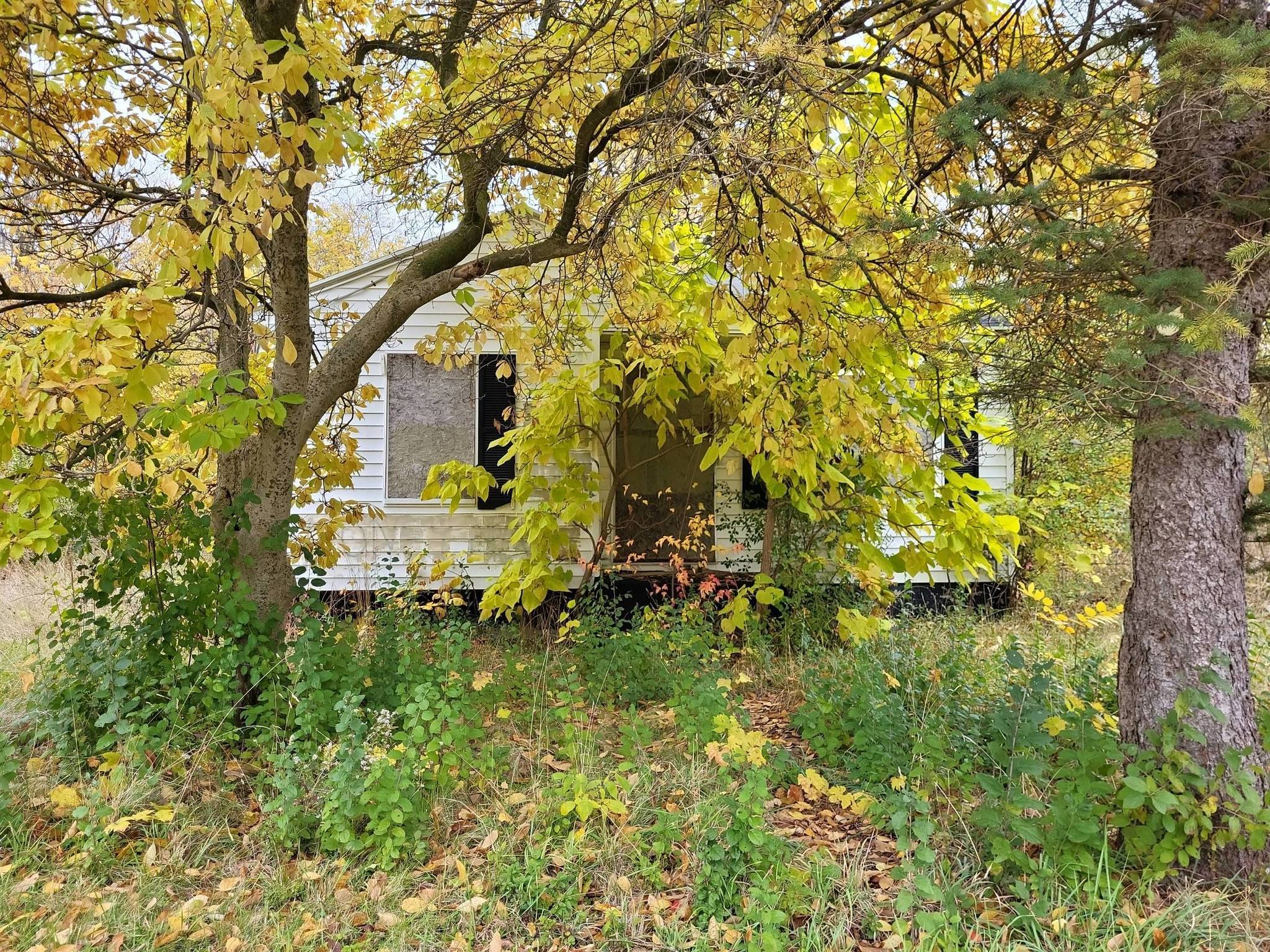 501 E RUSSELL AVE, FLINT, MI 48505 - Genesee County Land Bank